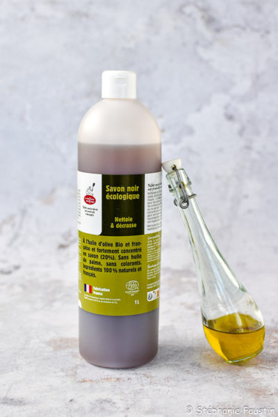 Produit nettoyant pour le sol 100 % naturel | Un Pas Plus Vert